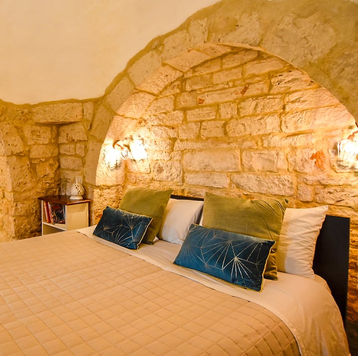 Authentic Trullo In Apulian - Locorotondo