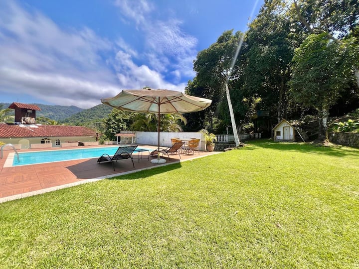 Casa Em Angra  Condomínio Portogalo - Ilha Grande