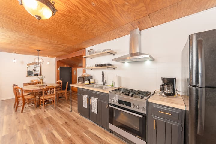 Blissful Bungalow - Strasburg, PA