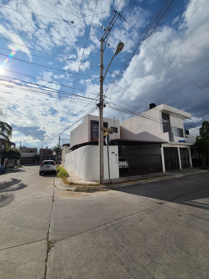 Casa Confortable - Aguascalientes