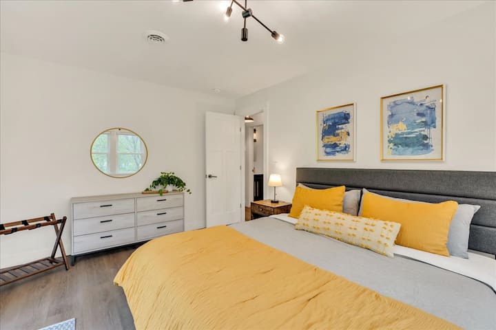 King Beds, Fire Pit, Close To Town - Belfast, ME