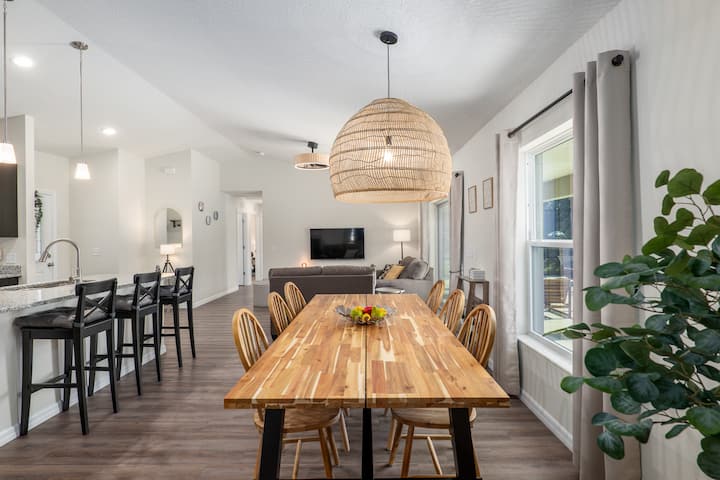 Villa Bennett: New 4-bedroom With Pool & Spa - Inverness, FL