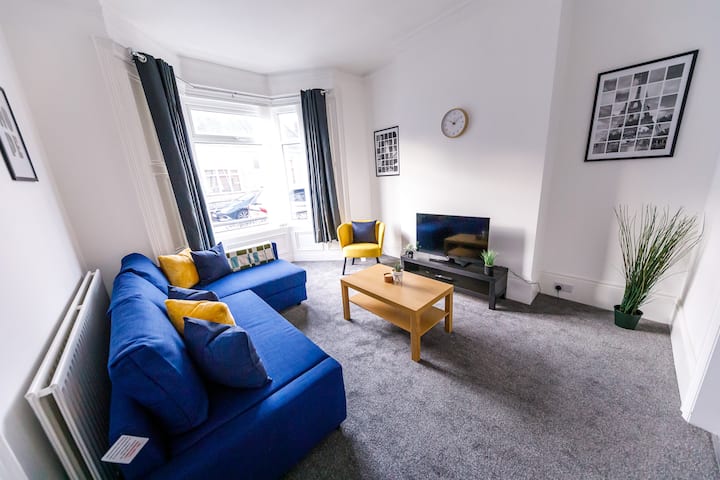 Contractor Stay! Huge 5bed2bath & Secure Parking - Sunderland