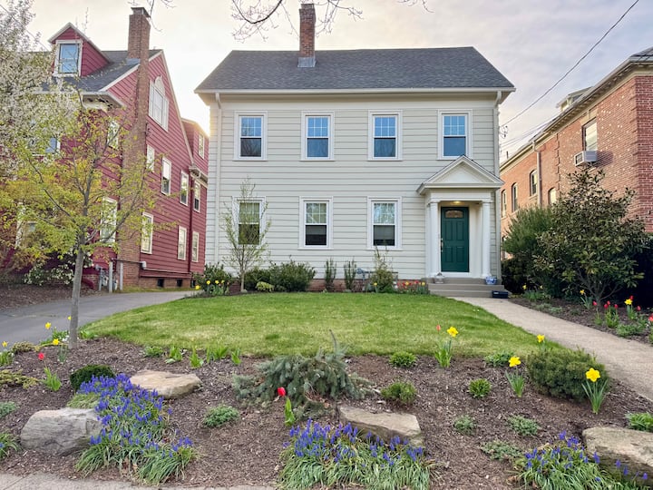 Beautiful & Big East Rock Home/near Yale - ニューヘブン, CT