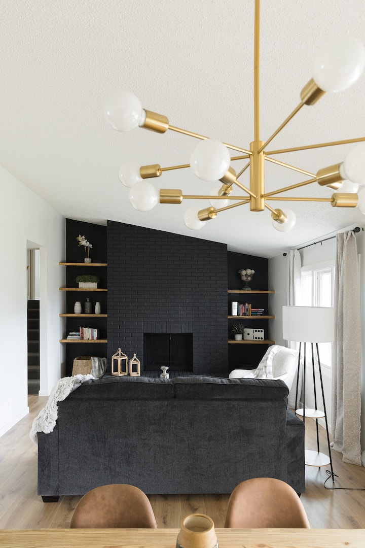 The House At 196 - Springfield, IL