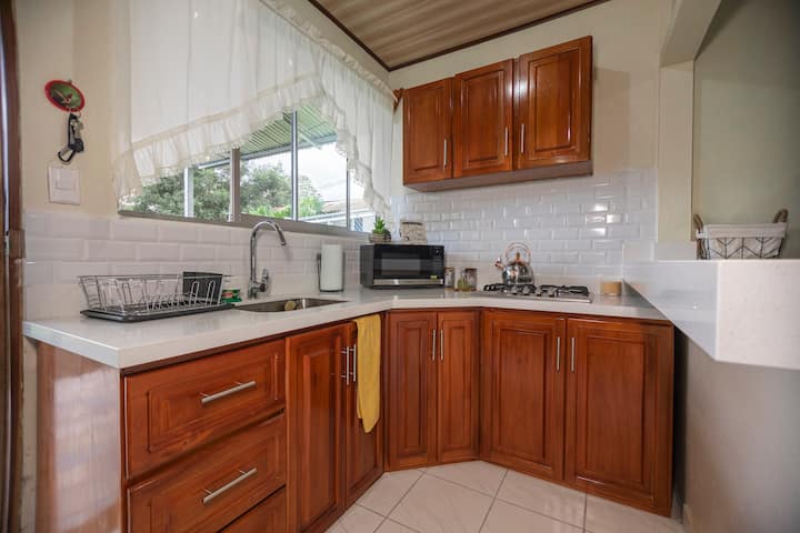 Casa Bella,  8 Min Drive To Downtown La Fortuna - La Fortuna