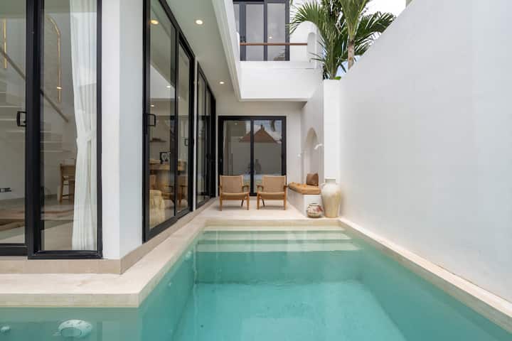 Luxury Private Villa With Pool & Rooftop In Canggu - Canggu
