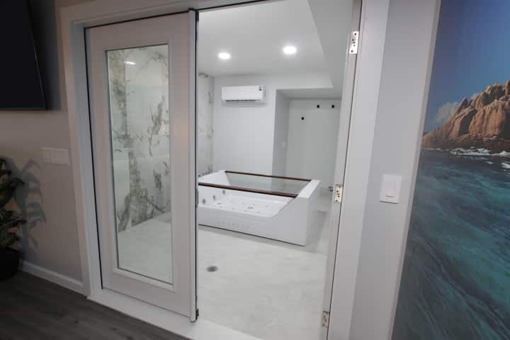 Honeymoon Suite W/ Jetted Tub Non-smoking - Henderson, KY
