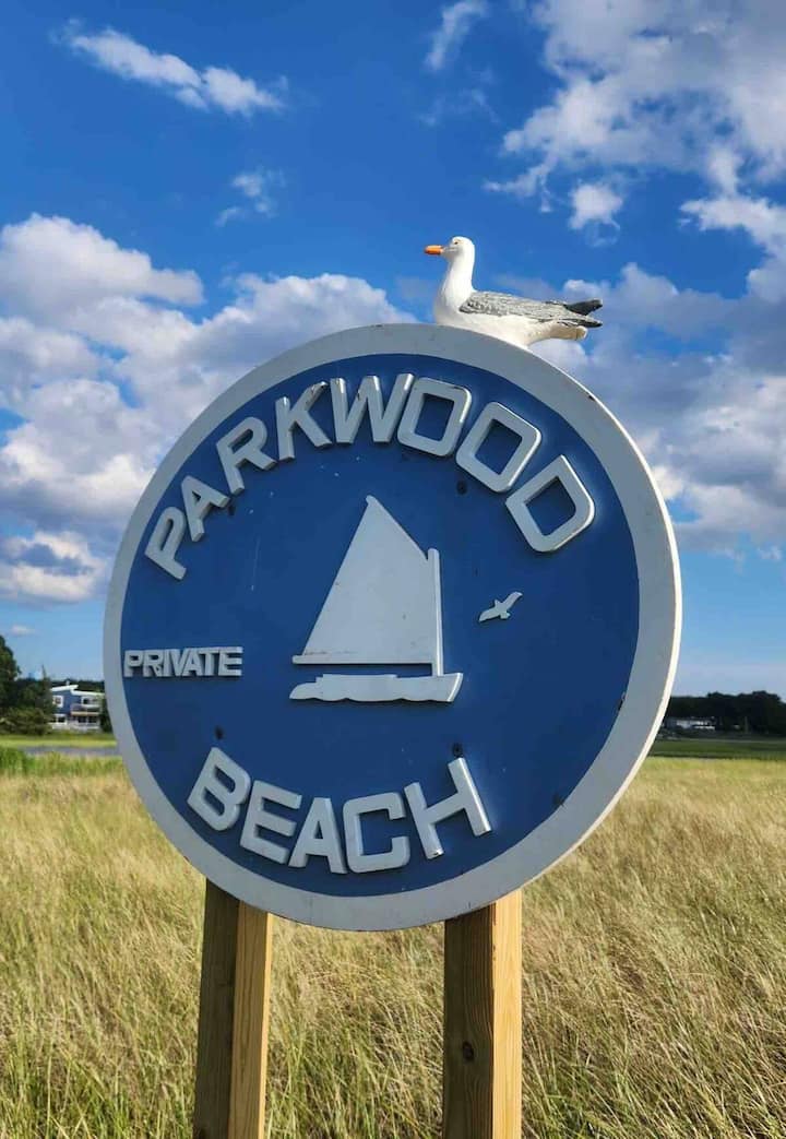 Sweet Cottage In Parkwood Beach - Wareham, MA