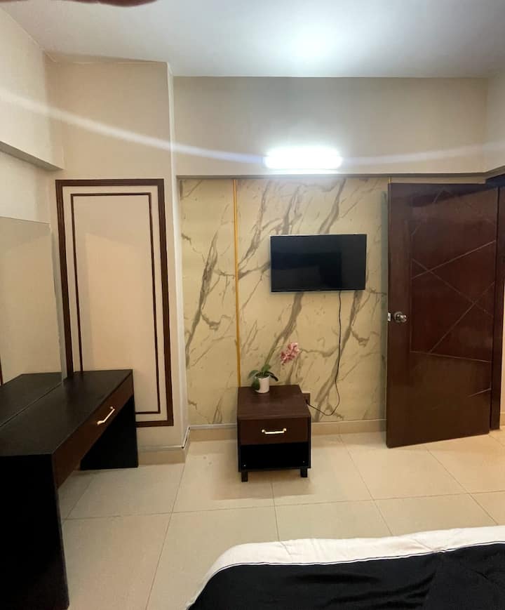1 Bed+ Lounge Studio Apartment@ Jauhar - Karachi
