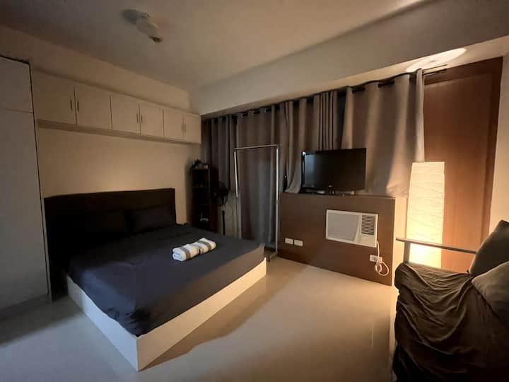 Naia T3 Cozy Studio Retreat - Parañaque