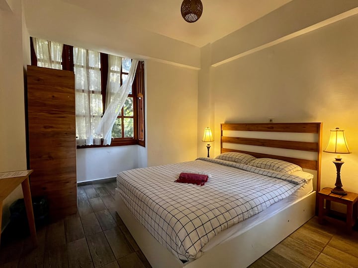 Double Room / Shared Bathroom - Antalya