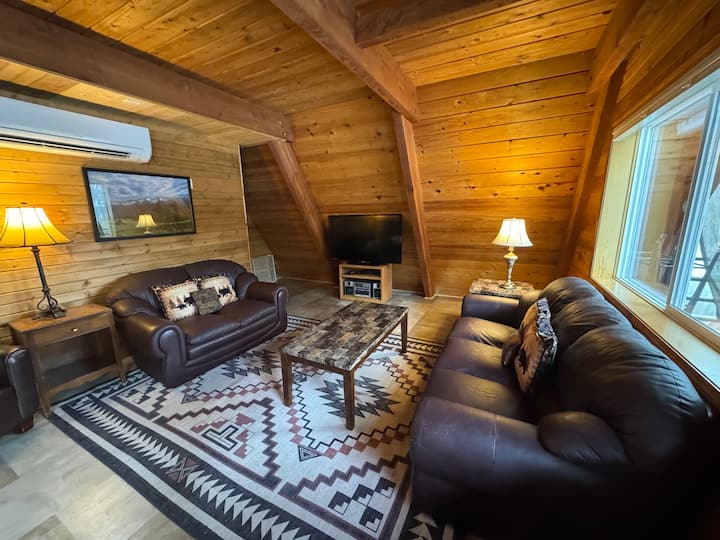 #50-a Frame Cabin With Private Hot Tub/sauna/lake - Wallowa Lake, OR