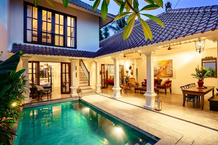 Seminyak 3 Br Pool Villa.short Walk To The Beach. - クタ