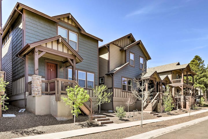 Modern Home: Hot Tub, 3 Mi Dtwn - Flagstaff, AZ