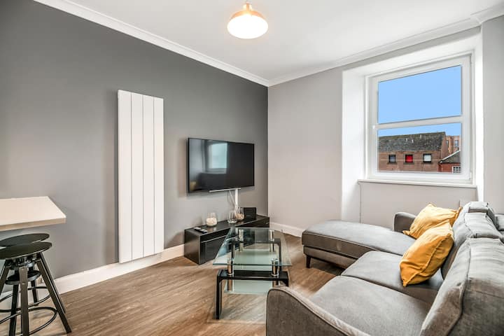 Cosy Home From Home Near Holyrood Palace - Edimburgo