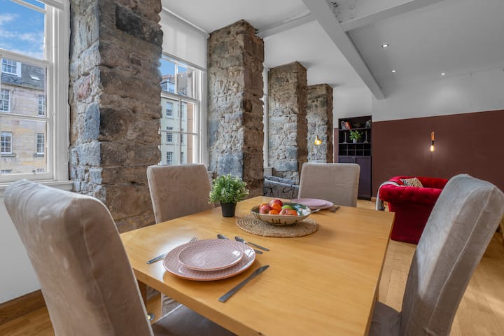 Old Town Retreat, Sleeps 2 + 1 On Sofa Bed - Edinburgh