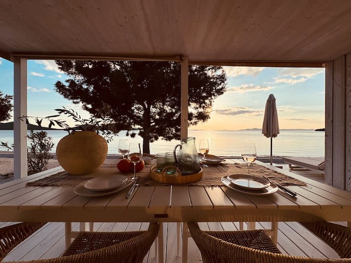 Buqez Resort | Calm Beach House 23 | First Row - Croatia