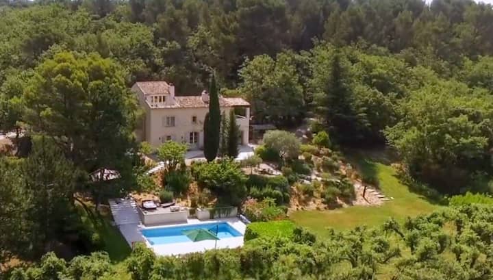 Villa De Luxe à Lourmarin - Cadenet