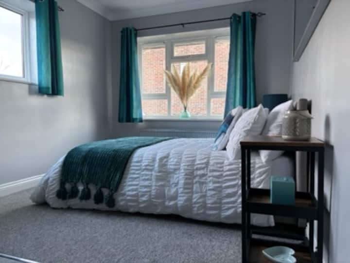 Executive Ensuite Double Room In Private Home. - Alton
