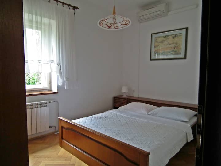 Villa Apartment With Terrace And Sea View - Croatia