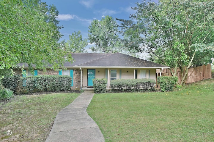 Woodmere House: Laughter, Games & Make Memories - Columbus, GA