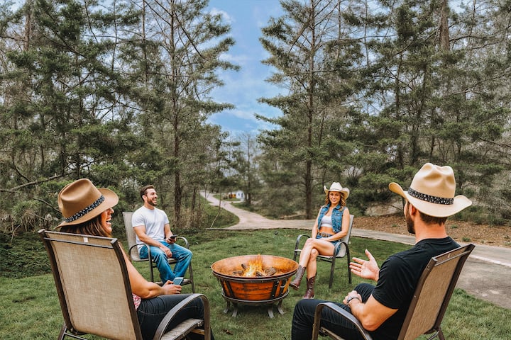 #1 Location | Pool, Hot Tub & Arcade! - Hl - Gatlinburg, TN