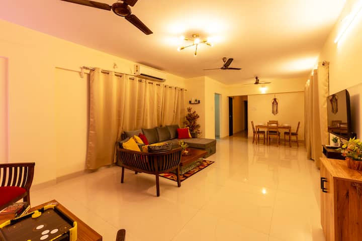 Spacious, Stylish, Higher Floor 3bhk Apt Near Bkc - Mumbai
