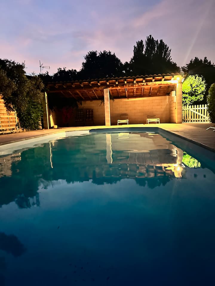 Villa De La Roque Avec Piscine Et Jardin Privatisé - Saint-Rémy-de-Provence