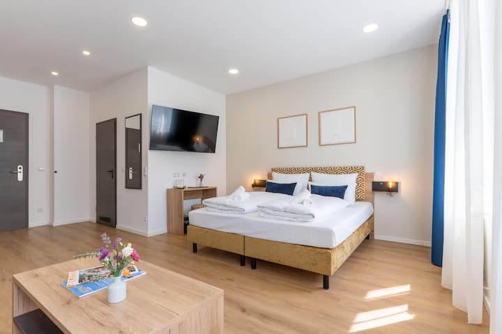 Suite - Chérisy Hotel - Fully Digital Hotel - Konstanz