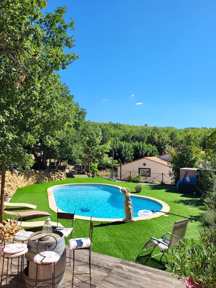 Jolie Villa En Provence Verte - La Verdiere