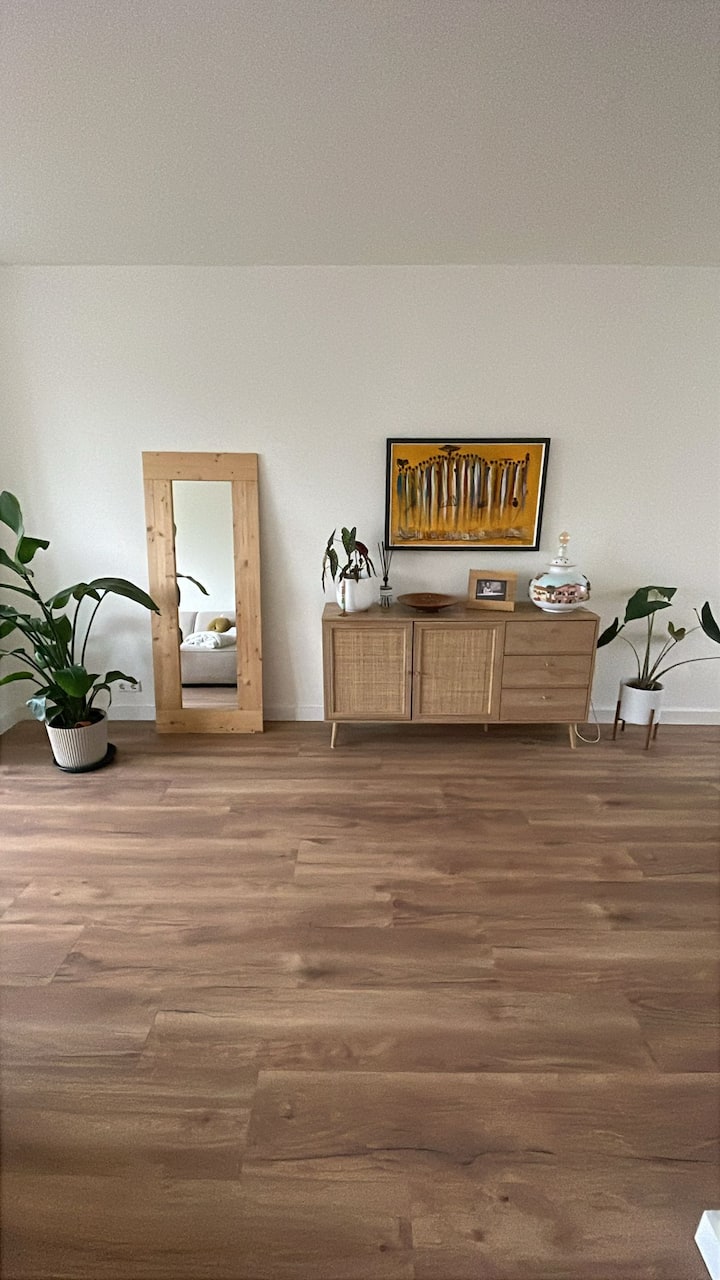 Cozy & Bright Stay Near City - Zoetermeer