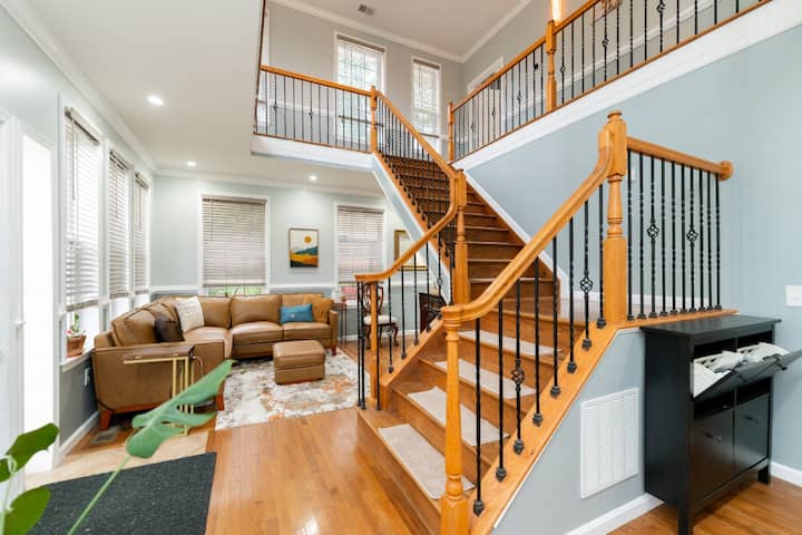 Dc/md/va Oakdale Jacuzzi Hideaway - 첼트넘