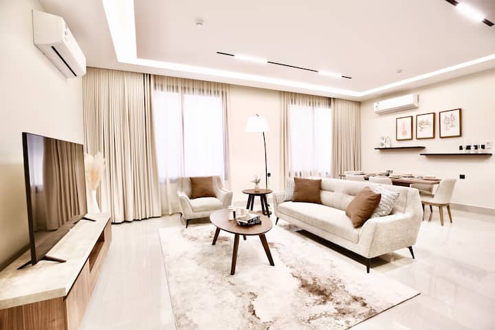 Spacious 3br W/ Elegant Design - Fawna Residence - Riyadh