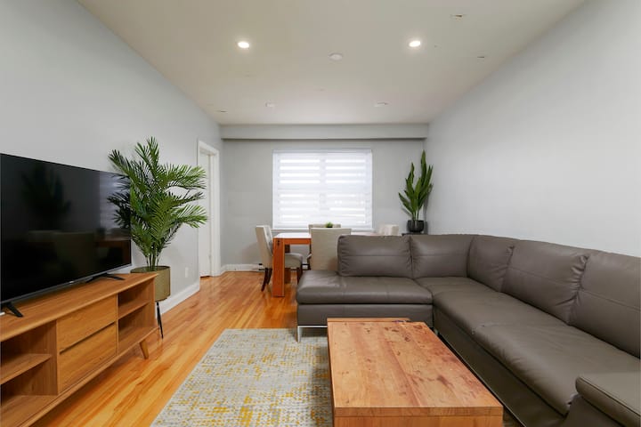 Spacious & Trendy 2br – Live Montreal - LaSalle