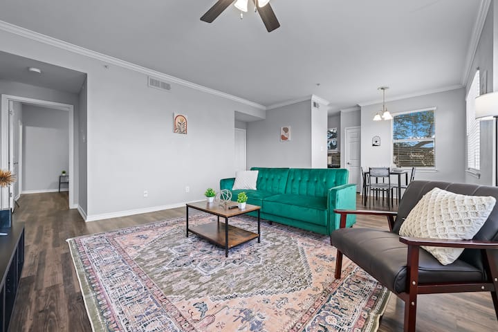 Stylish Haven | Pool Gym | Free Parking |Fast Wifi - Fossil Creek Boulevard – Fort Worth
