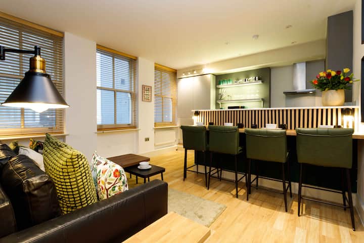 Su-1-d New! Lovely, Quiet One Bedroom Flat In Soho - London