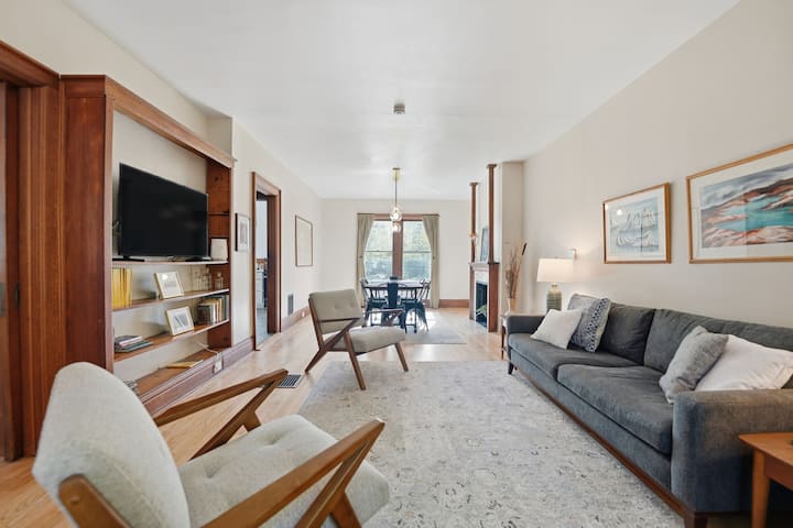 Historic Elmwood Home W/ Clawfoot Tub, A/c, Office - Buffalo, NY