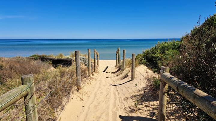 Beachside Studio - 50m To Sand! - Frankston