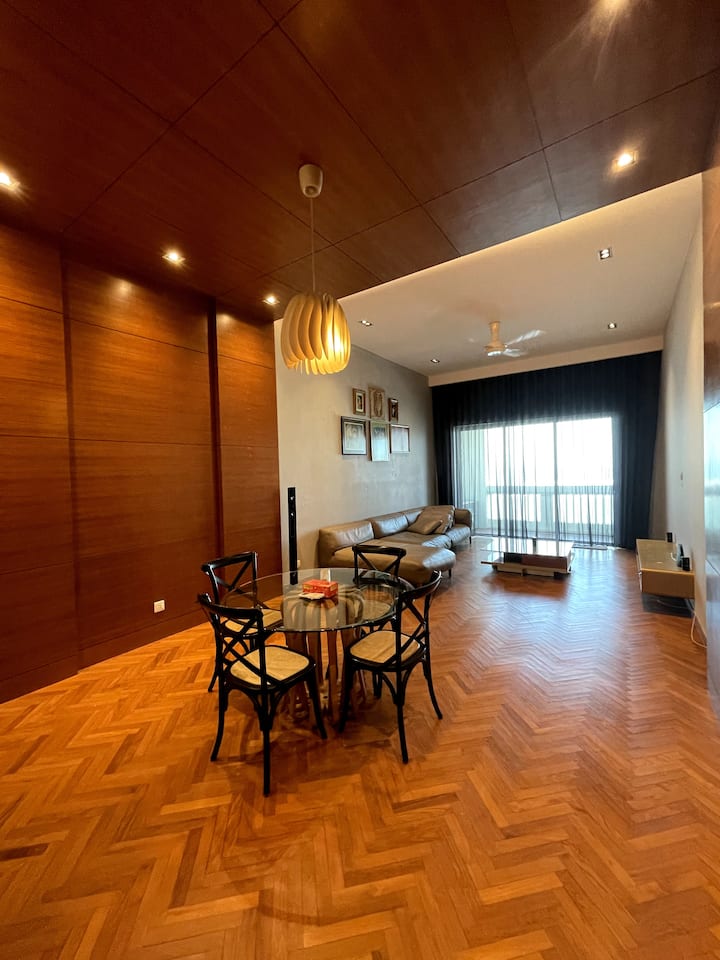 Marina Suite With Seafront Sunrise View - Penang