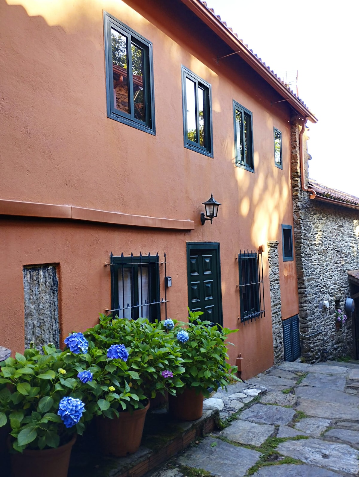 Casa Redonda - Houses for Rent in Alvite, Ourense, Spain - Airbnb