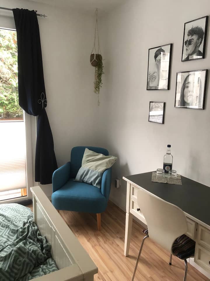 Schönes Zimmer Im Kreuzviertel - Dortmund