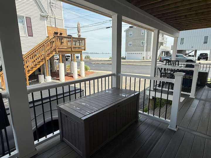 Silver Sands Suite - Stratford, CT