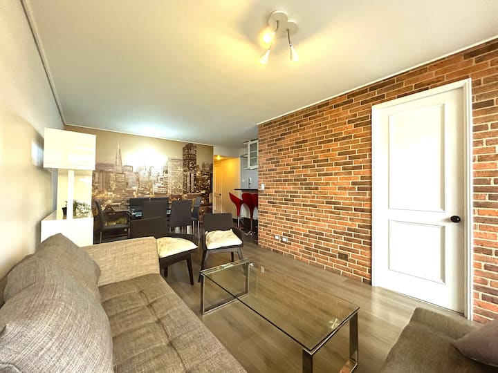 En Corazón De Barrio El Golf - Las Condes