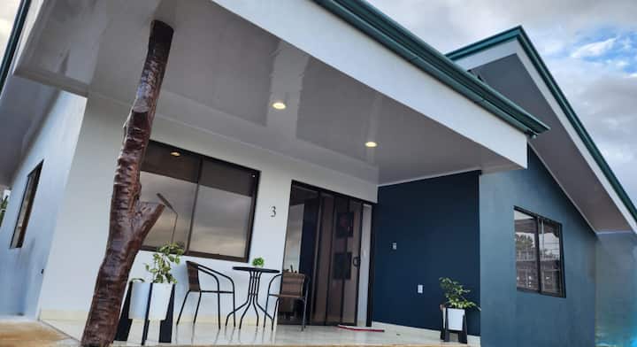 Tropical Noir 2 Room (6 Guest Max) Near La Fortuna - Costa Rica