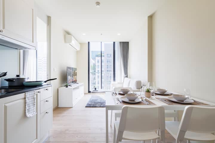 Modern Luxury Condo Center Of Bkk 5 Mins Bts Asok! - Bangkok