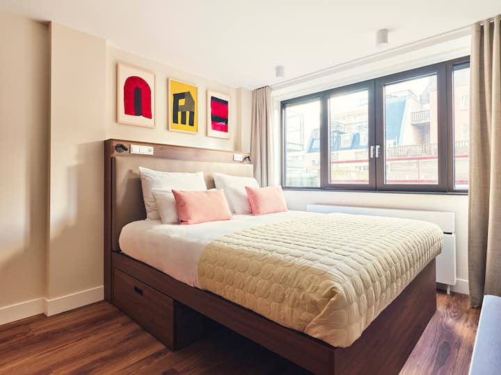 Numa | 1 Bedroom Duplex Apartment With Sofa Bed - The Hague