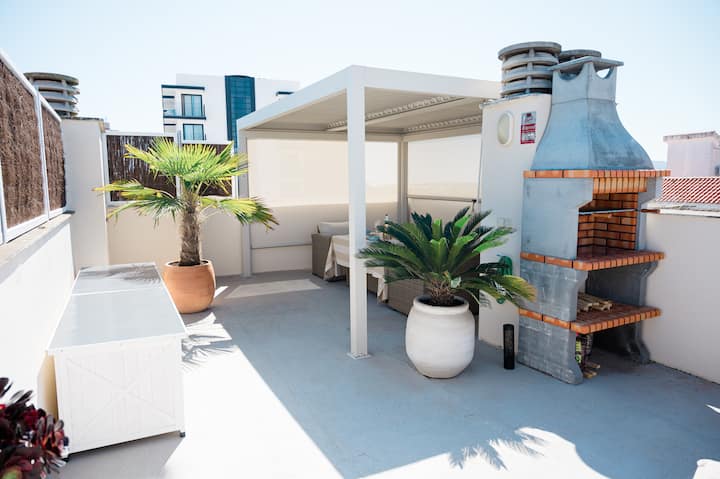 Luxe Direct Aan Zee Met Groot Prive Dakterras - Blanes