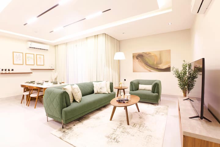 Stylish & Spacious 3br - Fawna Residence - Riad