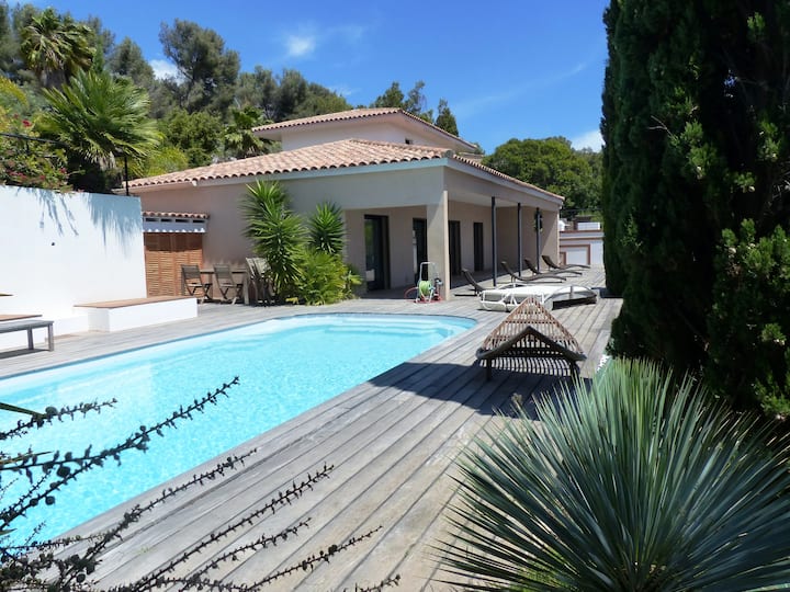 Villa D'exception Avec Vue Mer Et Piscine Privée - Hyères